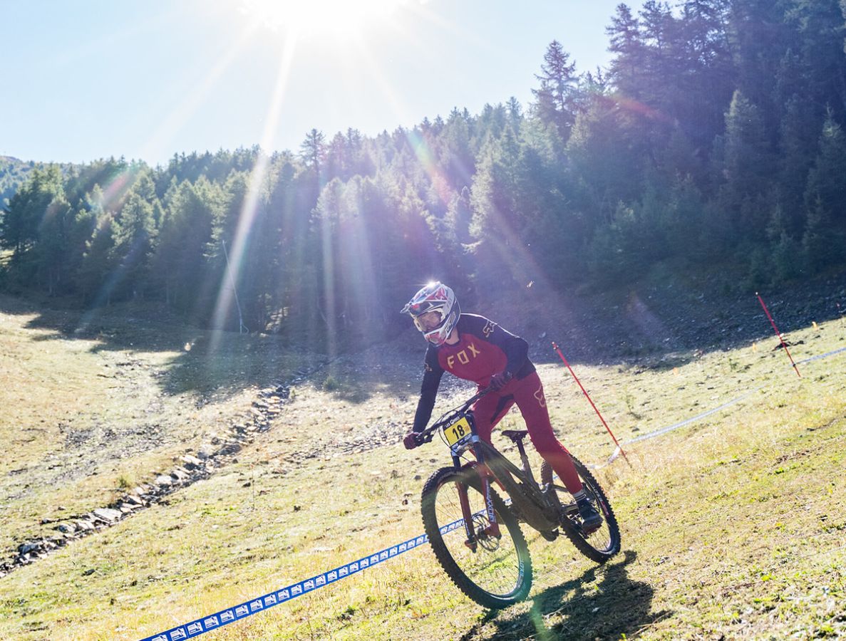 les-Orres-coupe-de-france-vtt-dh-intro